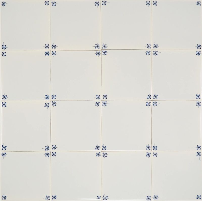 Hand-painted Delft tiles with spider corner motifs | PCM-03 series in blue